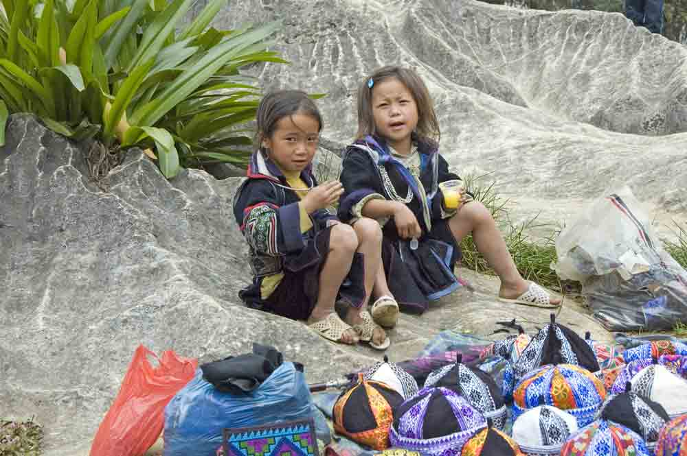 AsiaPhotoStock, two hmong kids