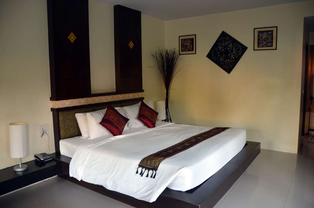 AsiaPhotoStock, bed at sita resort