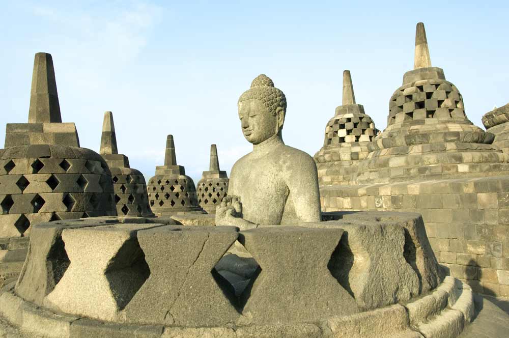 Pyramid Circle Enlightenment Buddha