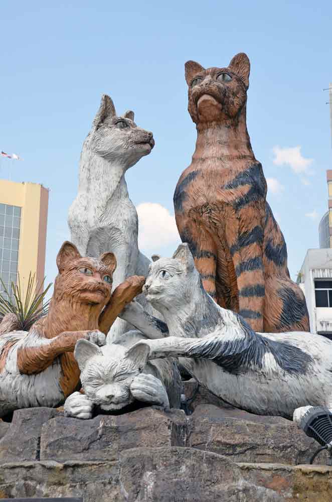 AsiaPhotoStock, cat statue in kuching